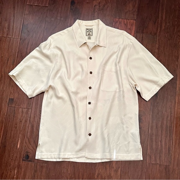 Montego Mon | Shirts | Montego Mon Shirt Buttoned Down Shortsleeve Silk ...